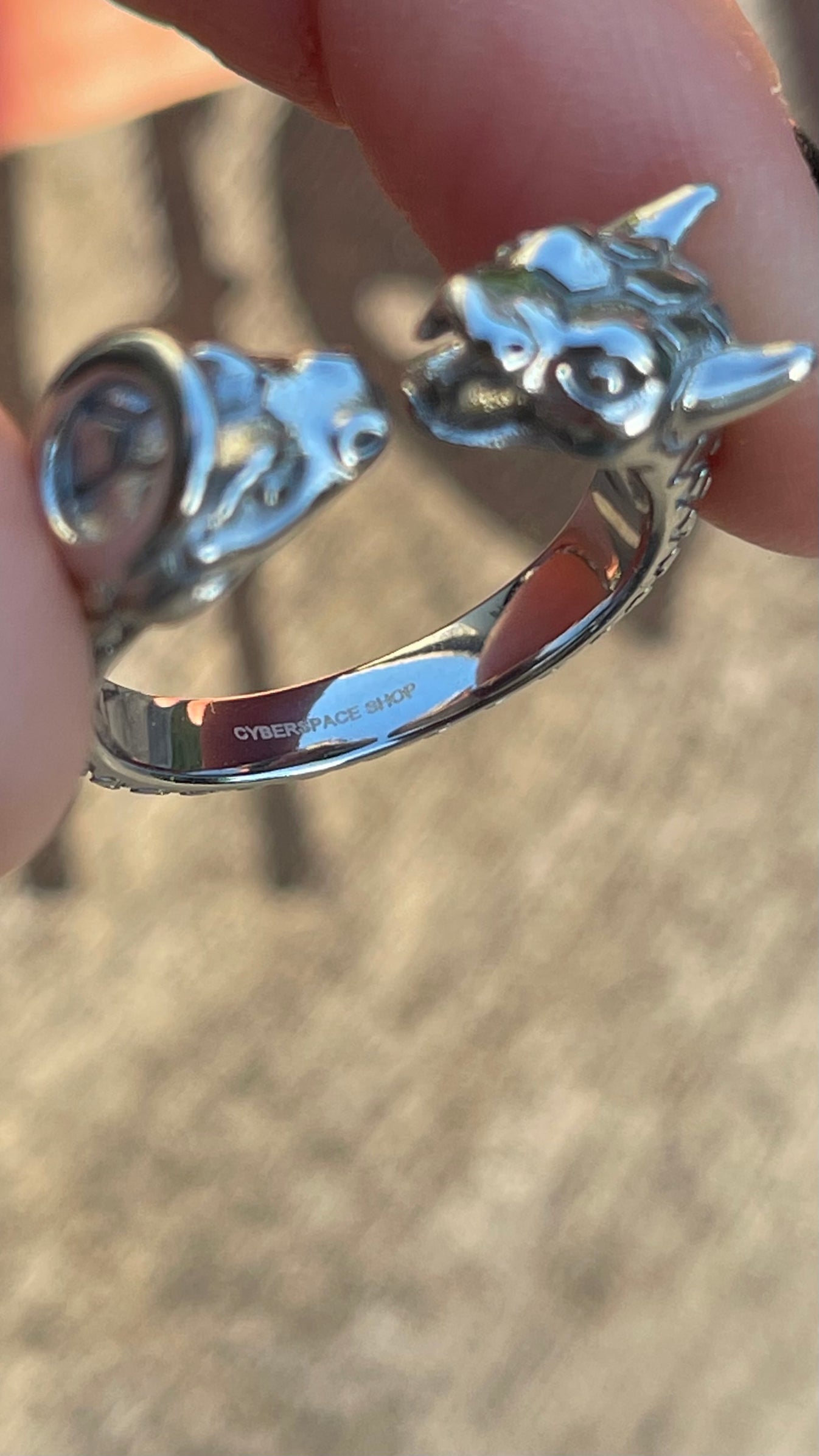 ETERNAL SNAKE RING – Cyberspace Shop