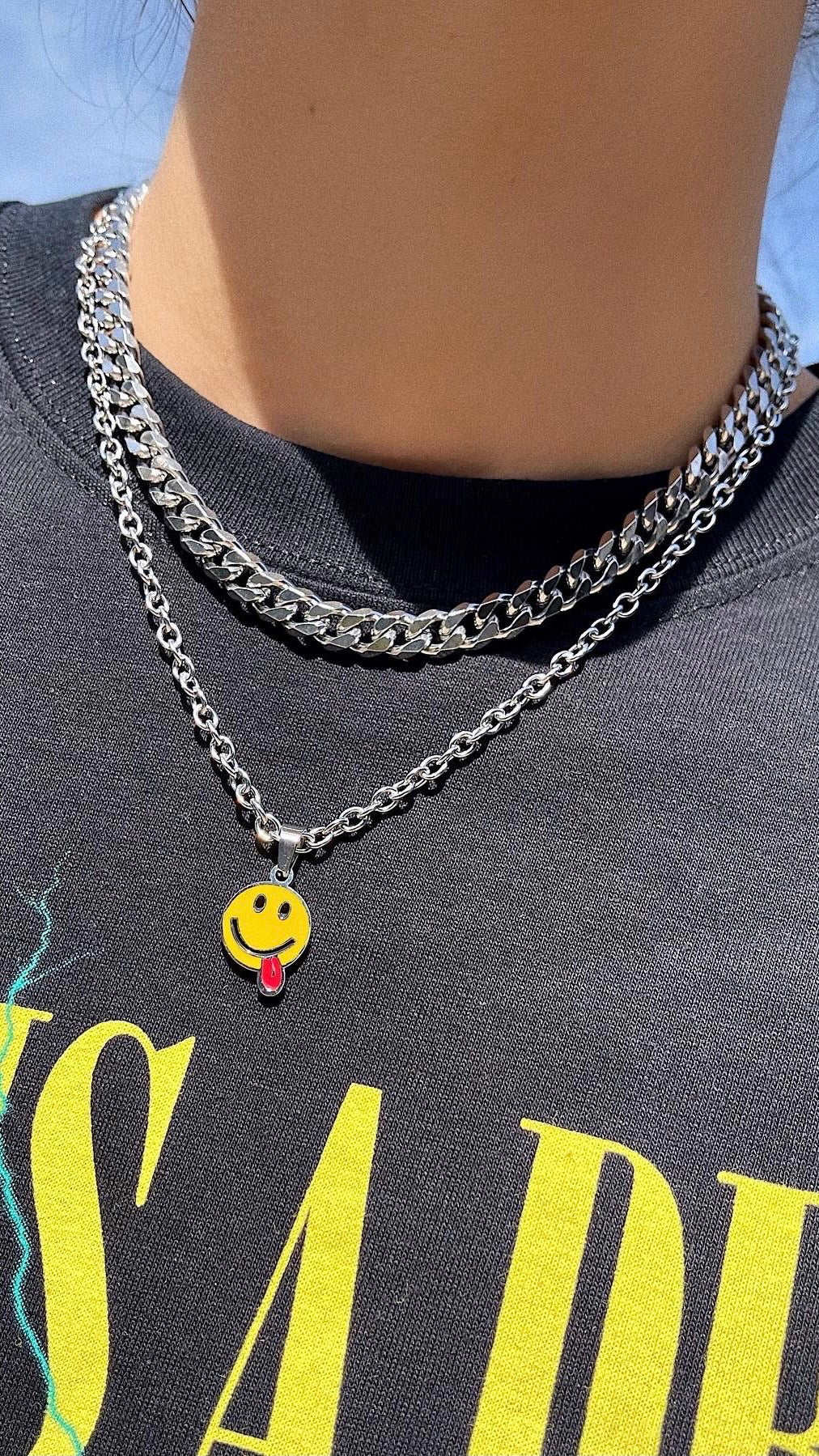 SUS SMILEY FACE NECKLACE – Cyberspace Shop
